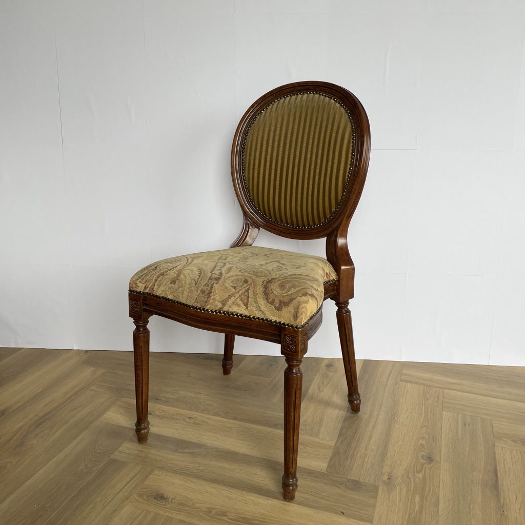 Klasikinė kėdė – Faber Klasika